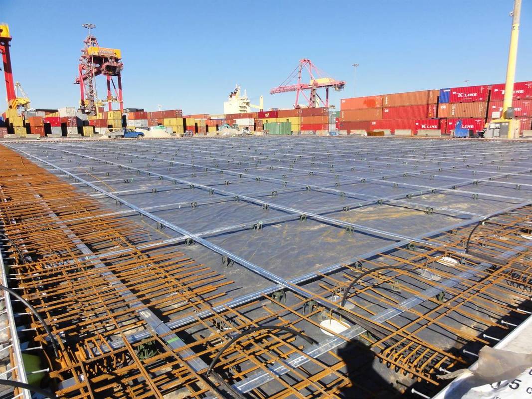 Post-tensioning strand and bar systems for buildings and civil engineering