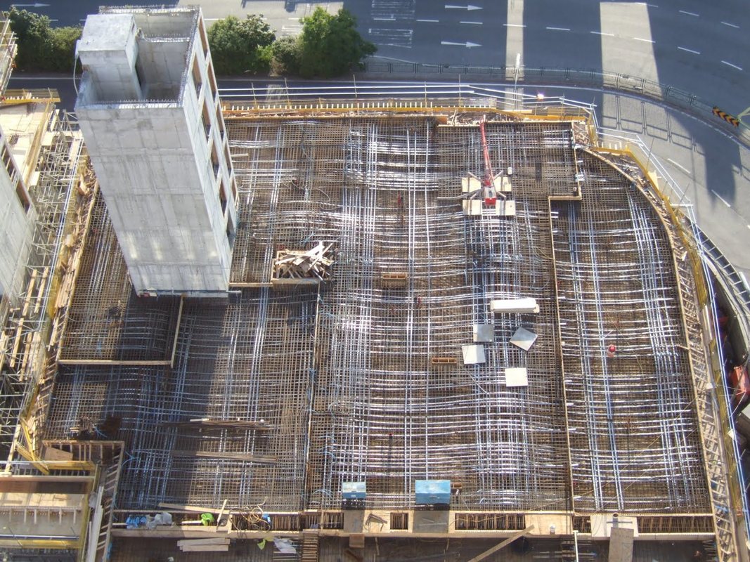 Post-tensioning strand and bar systems for buildings and civil engineering