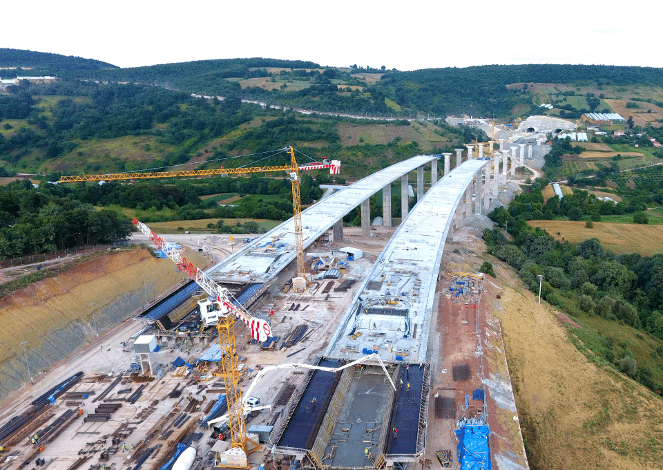 Incremental launching method for the construction of the Çayırköy viaduct