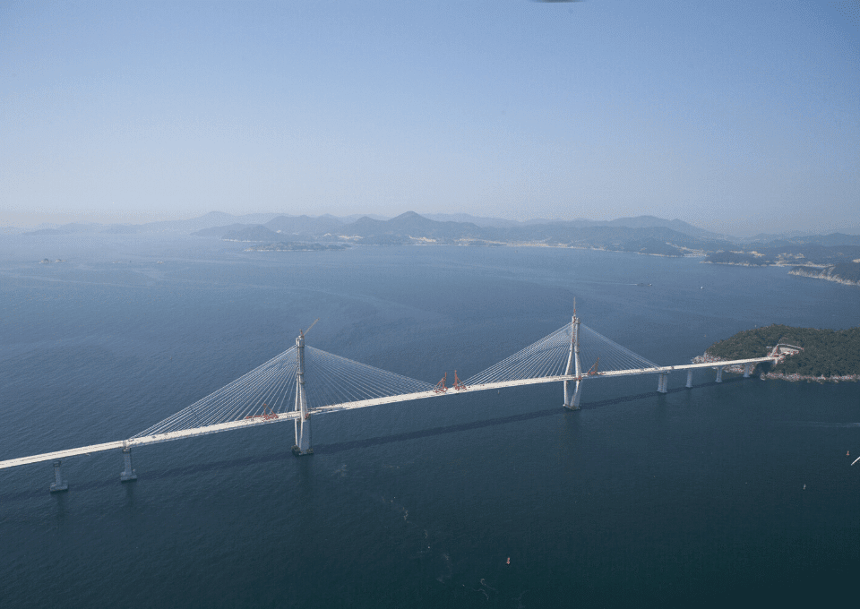 Geoga cable-stayed bridge in South Korea
